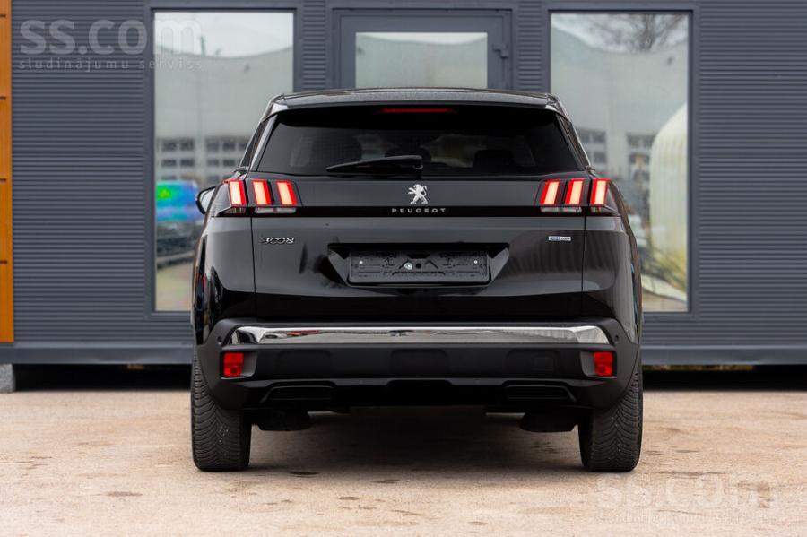 Black Peugeot 3008 2016 in Jelgava, with an engine capacity of 1.20 L and mileage of 83 thousand km for 9590 €, photo 4 on AUTOMOTO.COM.LV