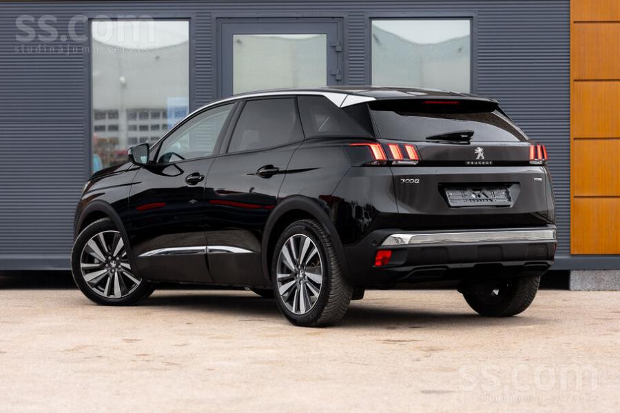 Black Peugeot 3008 2016 in Jelgava, with an engine capacity of 1.20 L and mileage of 83 thousand km for 9590 €, photo 6 on AUTOMOTO.COM.LV