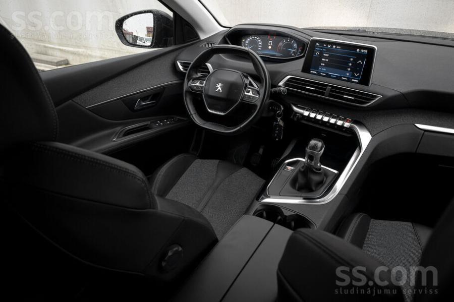 Black Peugeot 3008 2016 in Jelgava, with an engine capacity of 1.20 L and mileage of 83 thousand km for 9590 €, photo 11 on AUTOMOTO.COM.LV