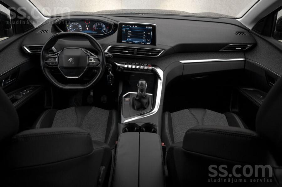 Black Peugeot 3008 2016 in Jelgava, with an engine capacity of 1.20 L and mileage of 83 thousand km for 9590 €, photo 12 on AUTOMOTO.COM.LV