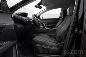 Black Peugeot 3008 2016 in Jelgava, with an engine capacity of 1.20 L and mileage of 83 thousand km for 9590 €, photo 14 on AUTOMOTO.COM.LV