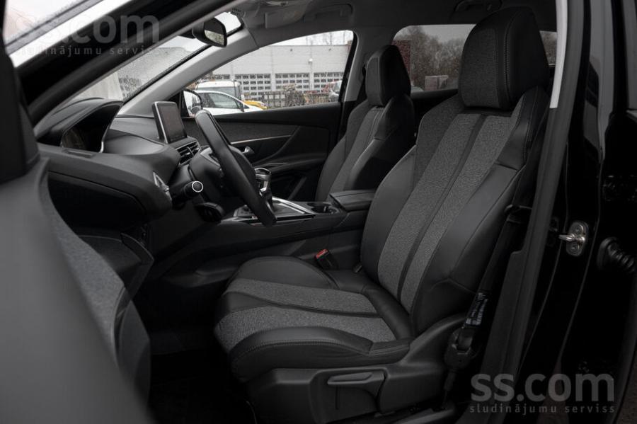 Black Peugeot 3008 2016 in Jelgava, with an engine capacity of 1.20 L and mileage of 83 thousand km for 9590 €, photo 15 on AUTOMOTO.COM.LV