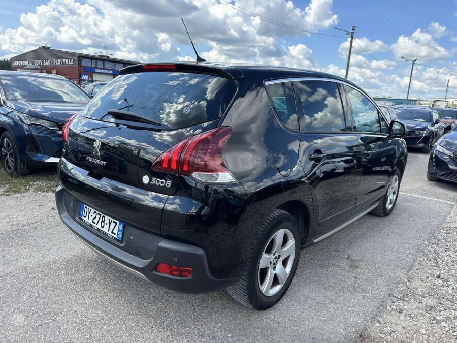 Black Peugeot 3008 2016 in Vilnius, with an engine capacity of 1.56 L and mileage of 219 thousand km for 6999 €, photo 7 on AUTOMOTO.COM.LV