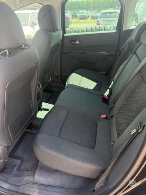 Black Peugeot 3008 2016 in Vilnius, with an engine capacity of 1.56 L and mileage of 250 thousand km for 5250 €, photo 9 on AUTOMOTO.COM.LV