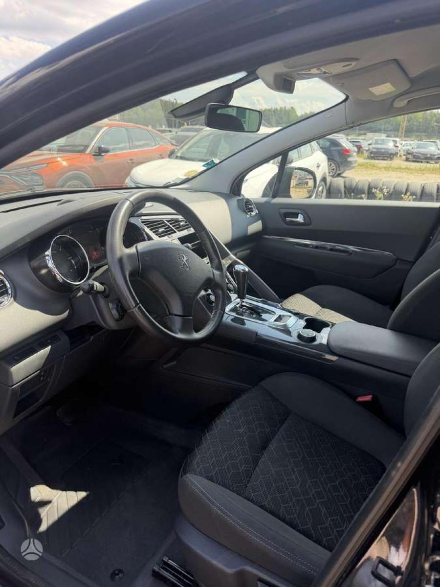 Black Peugeot 3008 2016 in Vilnius, with an engine capacity of 1.56 L and mileage of 250 thousand km for 5250 €, photo 10 on AUTOMOTO.COM.LV