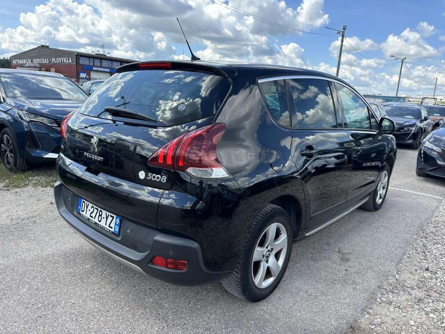 Black Peugeot 3008 2016 in Vilnius, with an engine capacity of 1.56 L and mileage of 219 thousand km for 6499 €, photo 7 on AUTOMOTO.COM.LV
