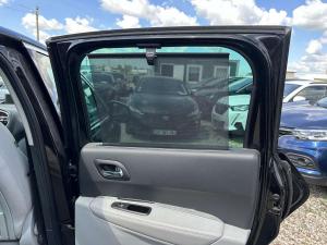 Black Peugeot 3008 2016 in Vilnius, with an engine capacity of 1.56 L and mileage of 219 thousand km for 6499 €, photo 14 on AUTOMOTO.COM.LV