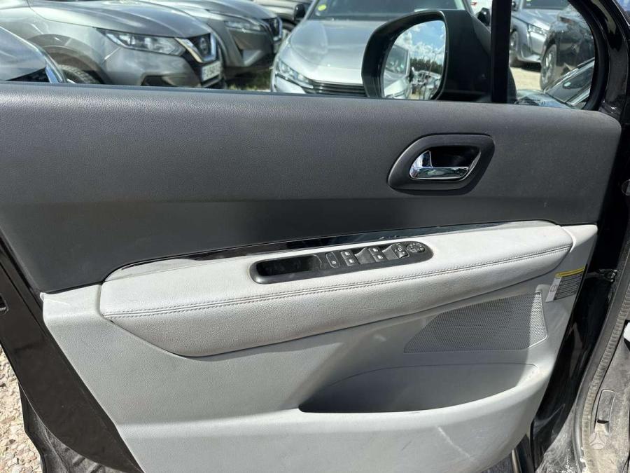 Black Peugeot 3008 2016 in Vilnius, with an engine capacity of 1.56 L and mileage of 219 thousand km for 6499 €, photo 15 on AUTOMOTO.COM.LV
