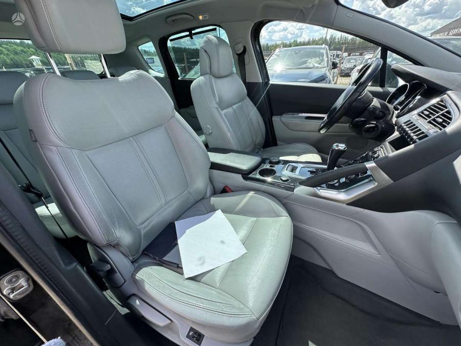 Black Peugeot 3008 2016 in Vilnius, with an engine capacity of 1.56 L and mileage of 219 thousand km for 6499 €, photo 21 on AUTOMOTO.COM.LV