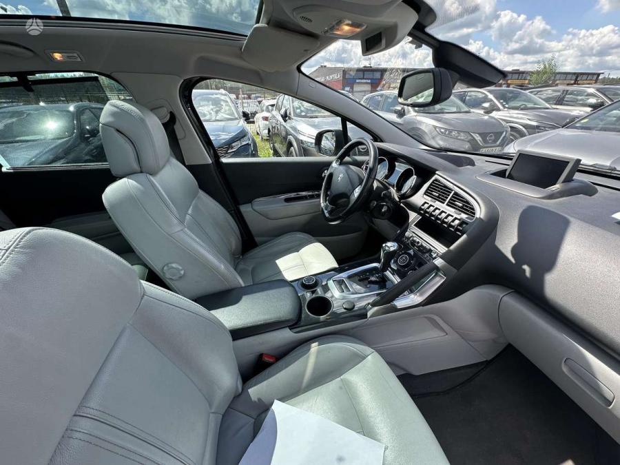 Black Peugeot 3008 2016 in Vilnius, with an engine capacity of 1.56 L and mileage of 219 thousand km for 6499 €, photo 22 on AUTOMOTO.COM.LV
