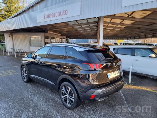 Black Peugeot 3008 2017 in Riga, with an engine capacity of 1.60 L and mileage of 184 thousand km for 12400 €, photo 4 on AUTOMOTO.COM.LV