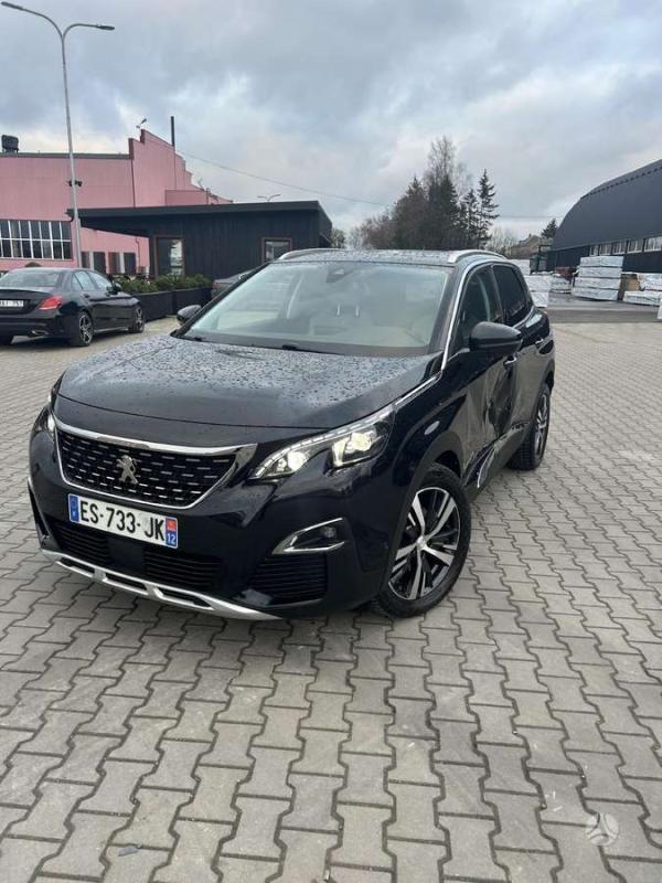 Black Peugeot 3008 2017 in Kaunas, with an engine capacity of 1.56 L and mileage of 99 thousand km for 9850 €, photo 2 on AUTOMOTO.COM.LV