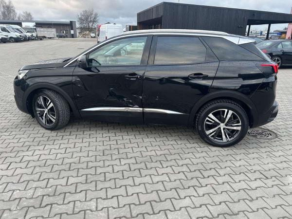 Black Peugeot 3008 2017 in Kaunas, with an engine capacity of 1.56 L and mileage of 99 thousand km for 9850 €, photo 3 on AUTOMOTO.COM.LV