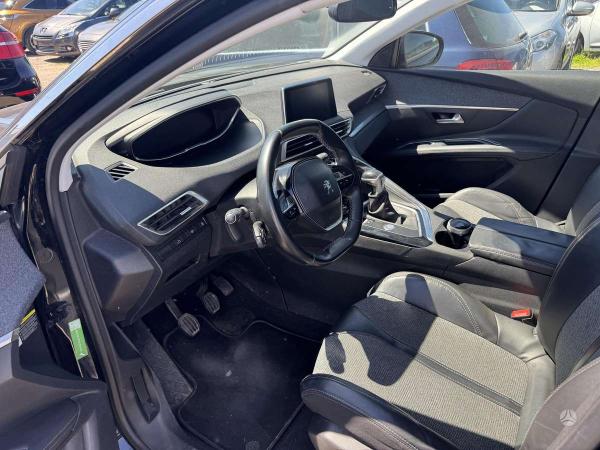Black Peugeot 3008 2017 in Kaunas, with an engine capacity of 1.20 L and mileage of 205 thousand km for 7850 €, photo 8 on AUTOMOTO.COM.LV