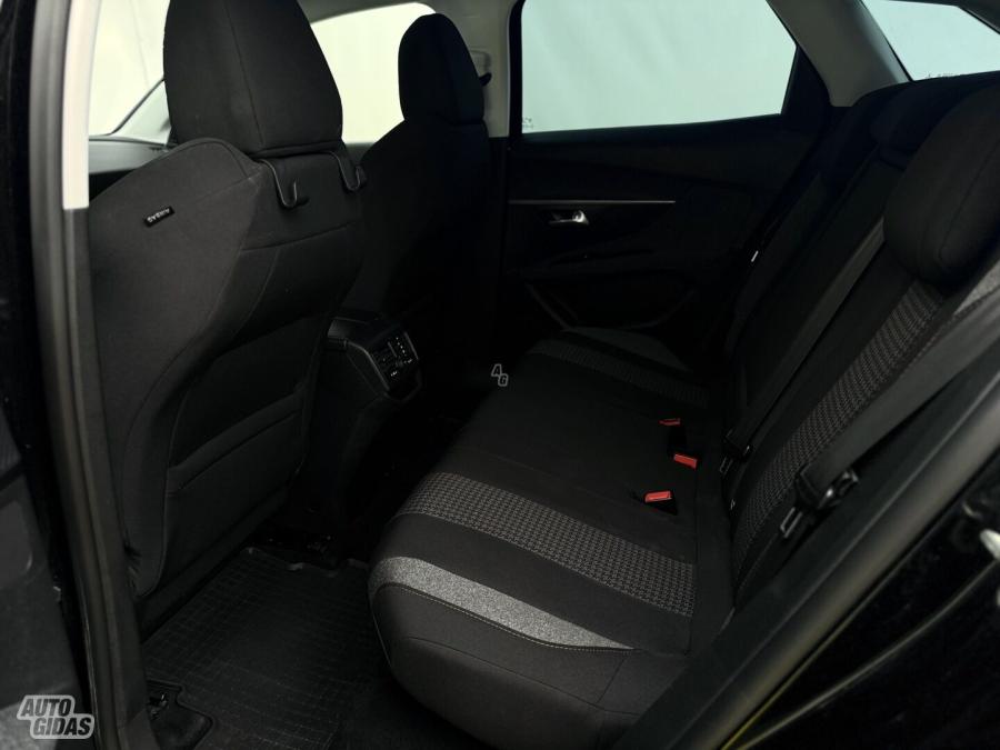 Black Peugeot 3008 2017 in Avizieniai, with an engine capacity of 1.20 L and mileage of 233 thousand km for 9950 €, photo 12 on AUTOMOTO.COM.LV