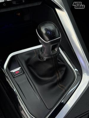Black Peugeot 3008 2017 in Avizieniai, with an engine capacity of 1.20 L and mileage of 233 thousand km for 9950 €, photo 21 on AUTOMOTO.COM.LV