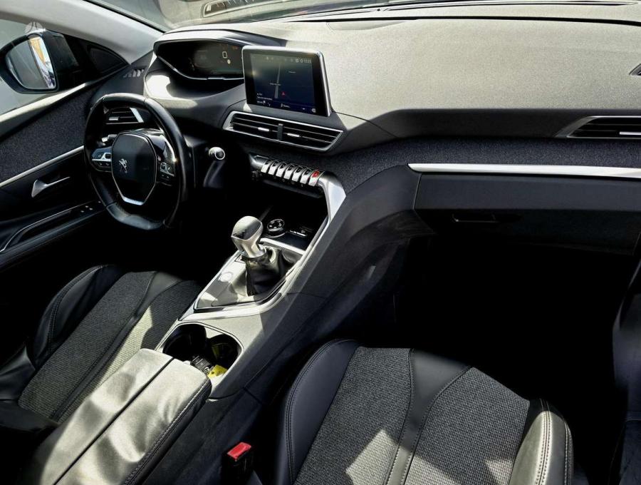 Melns Peugeot 3008 2017 Tauragė, ar dzinēja tilpumu 1.56 L un nobraukumu 240 tūkst. km par 8700 €, foto 24 vietnē AUTOMOTO.COM.LV