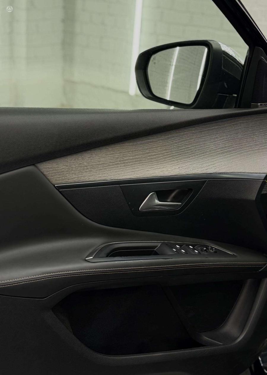 Melns Peugeot 3008 2017 Tauragė, ar dzinēja tilpumu 2.00 L un nobraukumu 254 tūkst. km par 13400 €, foto 25 vietnē AUTOMOTO.COM.LV