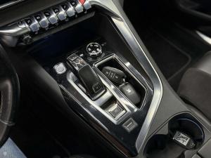 Melns Peugeot 3008 2017 Tauragė, ar dzinēja tilpumu 2.00 L un nobraukumu 254 tūkst. km par 13400 €, foto 42 vietnē AUTOMOTO.COM.LV