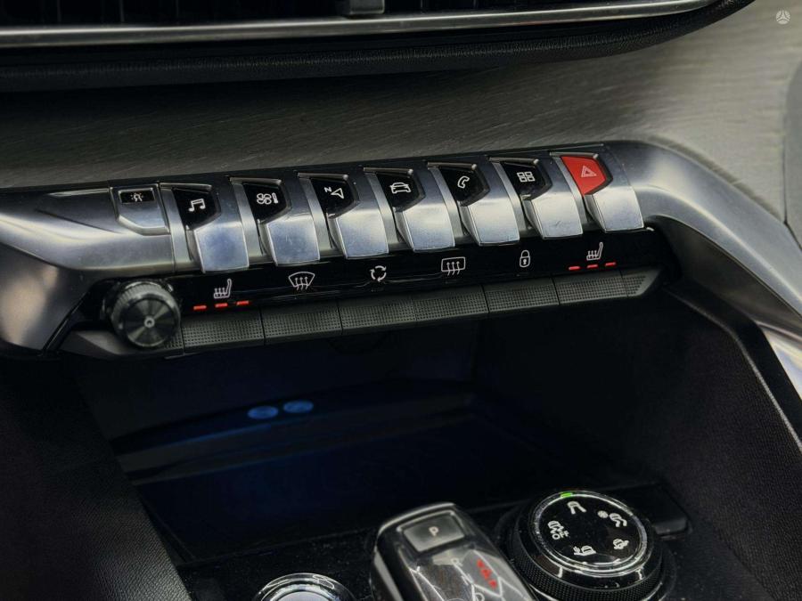 Melns Peugeot 3008 2017 Tauragė, ar dzinēja tilpumu 2.00 L un nobraukumu 254 tūkst. km par 13400 €, foto 43 vietnē AUTOMOTO.COM.LV
