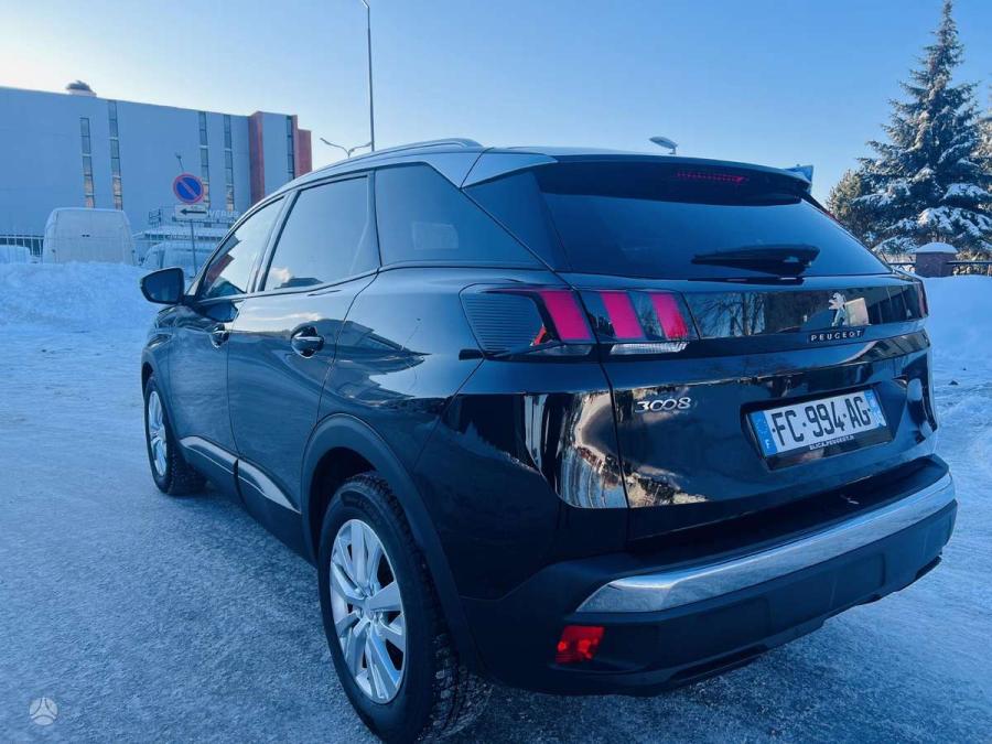 Black Peugeot 3008 2018 in Kaunas, with an engine capacity of 1.60 L and mileage of 250 thousand km for 10350 €, photo 12 on AUTOMOTO.COM.LV