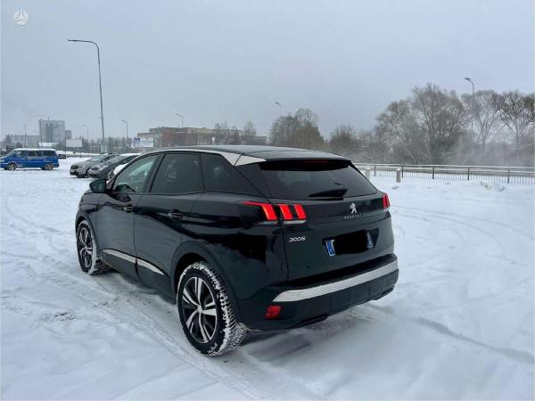 Black Peugeot 3008 2018 in Taurage, with an engine capacity of 1.50 L and mileage of 198 thousand km for 9700 €, photo 8 on AUTOMOTO.COM.LV