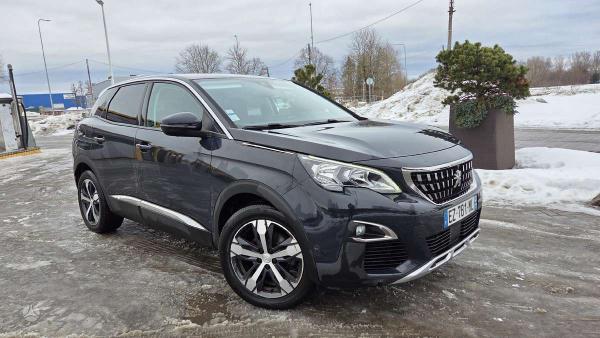 Melns Peugeot 3008 2018 Tauragė, ar dzinēja tilpumu 1.50 L un nobraukumu 180 tūkst. km par 11400 €, foto  vietnē AUTOMOTO.COM.LV
