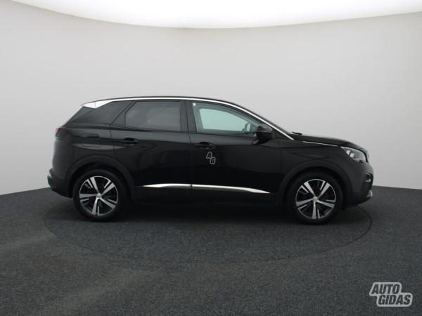 Melns Peugeot 3008 2018 Viļņa, ar dzinēja tilpumu 1.50 L un nobraukumu 157 tūkst. km par 14799 €, foto 9 vietnē AUTOMOTO.COM.LV