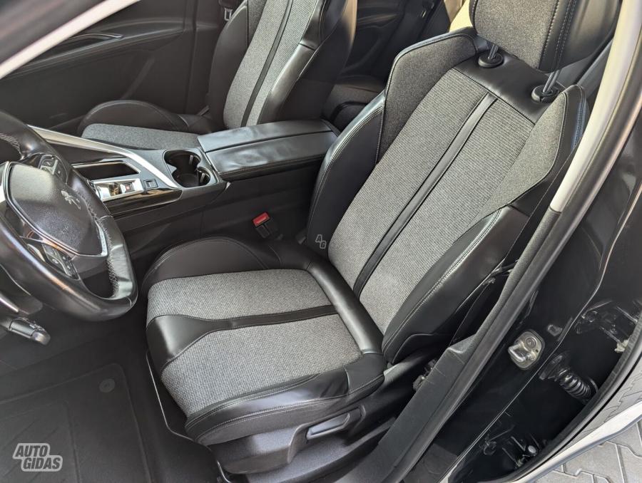 Melns Peugeot 3008 2018 Šauļi, ar dzinēja tilpumu 1.20 L un nobraukumu 177 tūkst. km par 12300 €, foto 16 vietnē AUTOMOTO.COM.LV
