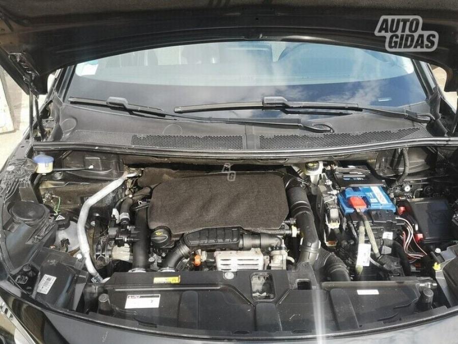 Melns Peugeot 3008 2018 Šauļi, ar dzinēja tilpumu 1.20 L un nobraukumu 177 tūkst. km par 12300 €, foto 21 vietnē AUTOMOTO.COM.LV