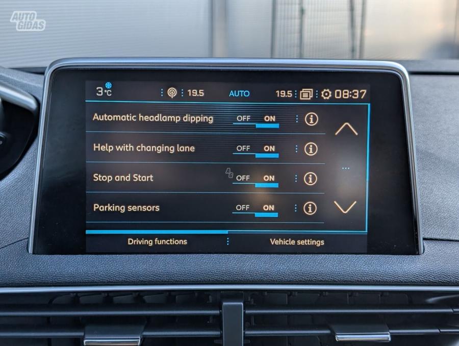 Melns Peugeot 3008 2018 Šauļi, ar dzinēja tilpumu 1.20 L un nobraukumu 177 tūkst. km par 12300 €, foto 24 vietnē AUTOMOTO.COM.LV