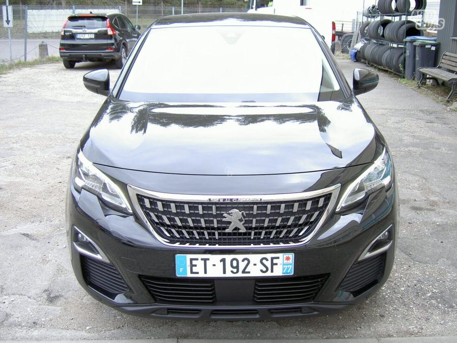 Black Peugeot 3008 2018 in Vilnius, with an engine capacity of 1.60 L and mileage of 179 thousand km for 11499 €, photo 3 on AUTOMOTO.COM.LV