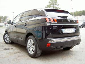 Black Peugeot 3008 2018 in Vilnius, with an engine capacity of 1.60 L and mileage of 179 thousand km for 11499 €, photo 8 on AUTOMOTO.COM.LV