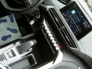 Black Peugeot 3008 2018 in Vilnius, with an engine capacity of 1.60 L and mileage of 179 thousand km for 11499 €, photo 17 on AUTOMOTO.COM.LV
