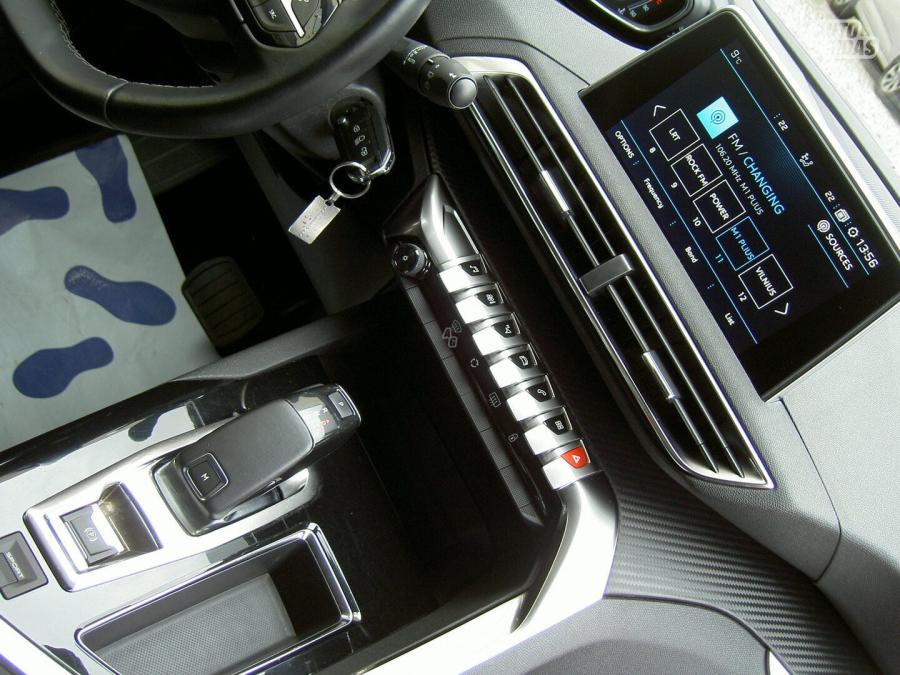 Black Peugeot 3008 2018 in Vilnius, with an engine capacity of 1.60 L and mileage of 179 thousand km for 11499 €, photo 17 on AUTOMOTO.COM.LV