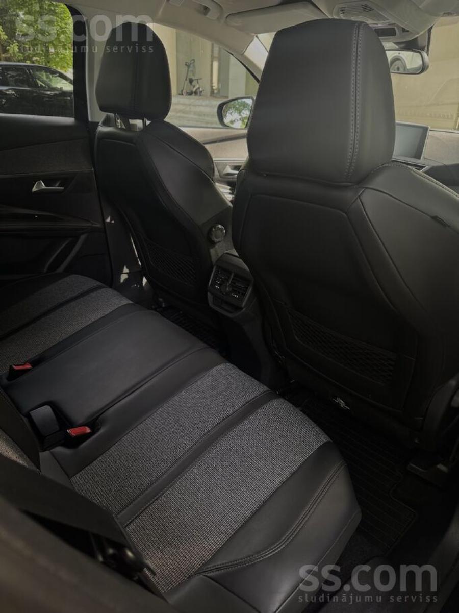 Black Peugeot 3008 2018 in Riga, with an engine capacity of 1.20 L and mileage of 138 thousand km for 9950 €, photo 13 on AUTOMOTO.COM.LV