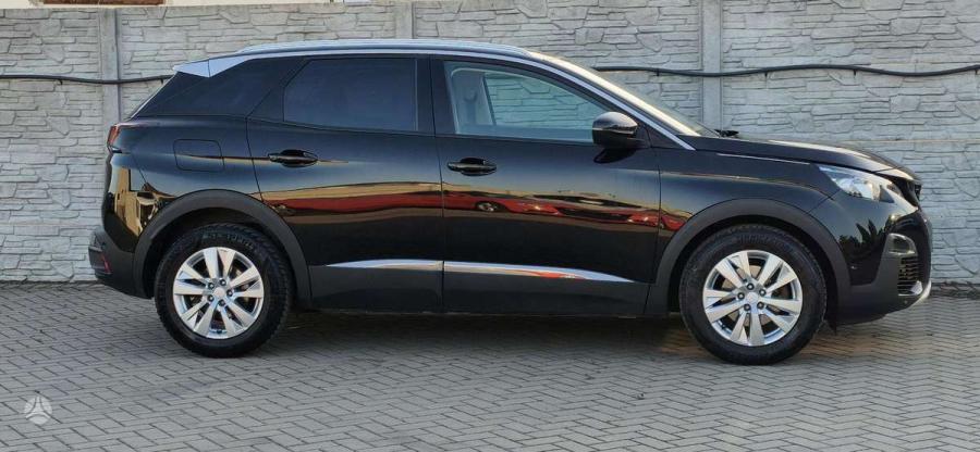 Black Peugeot 3008 2018 in Taurage, with an engine capacity of 1.50 L and mileage of 220 thousand km for 10700 €, photo 7 on AUTOMOTO.COM.LV