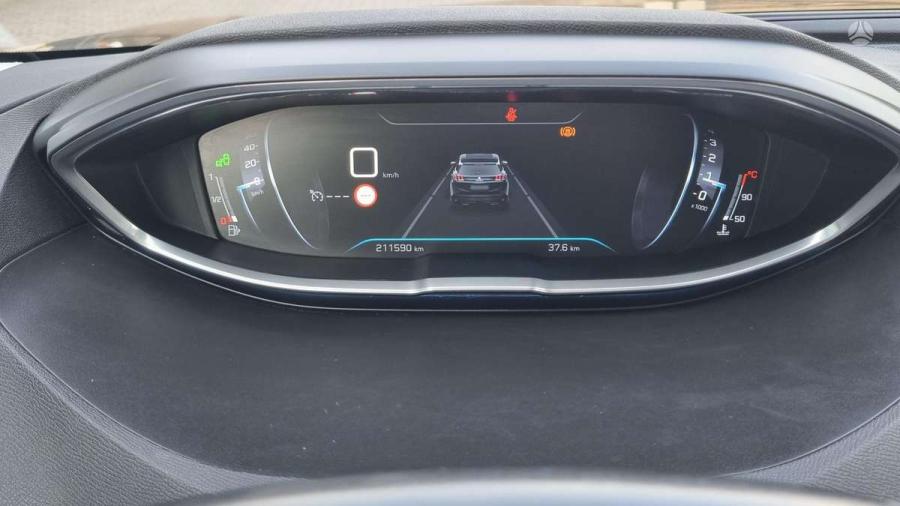 Melns Peugeot 3008 2018 Šauļi, ar dzinēja tilpumu 1.60 L un nobraukumu 210 tūkst. km par 11200 €, foto 23 vietnē AUTOMOTO.COM.LV