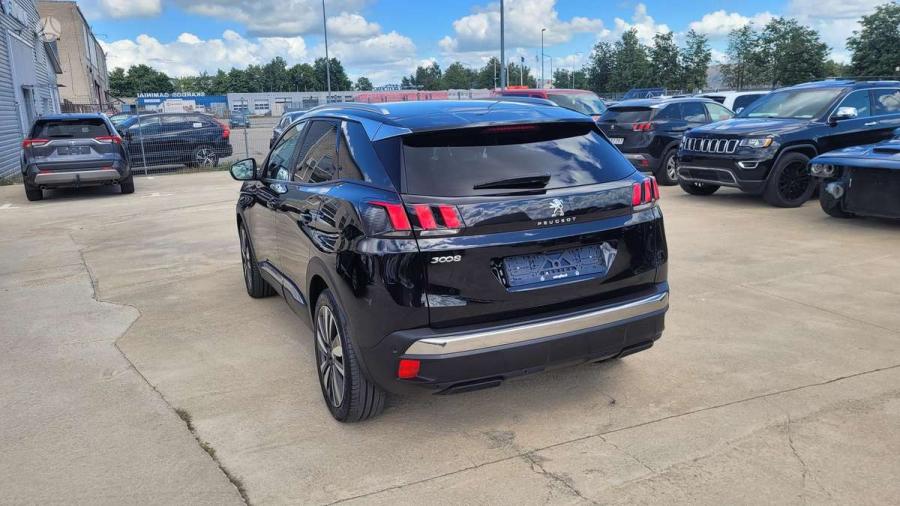 Black Peugeot 3008 2018 in Siauliai, with an engine capacity of 1.50 L and mileage of 133 thousand km for 12700 €, photo 8 on AUTOMOTO.COM.LV