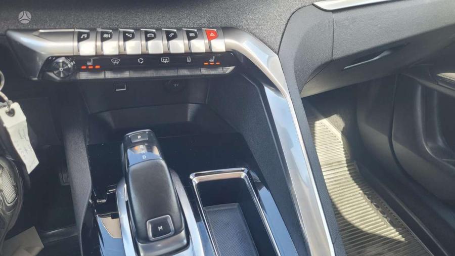 Black Peugeot 3008 2018 in Siauliai, with an engine capacity of 1.50 L and mileage of 133 thousand km for 12700 €, photo 13 on AUTOMOTO.COM.LV