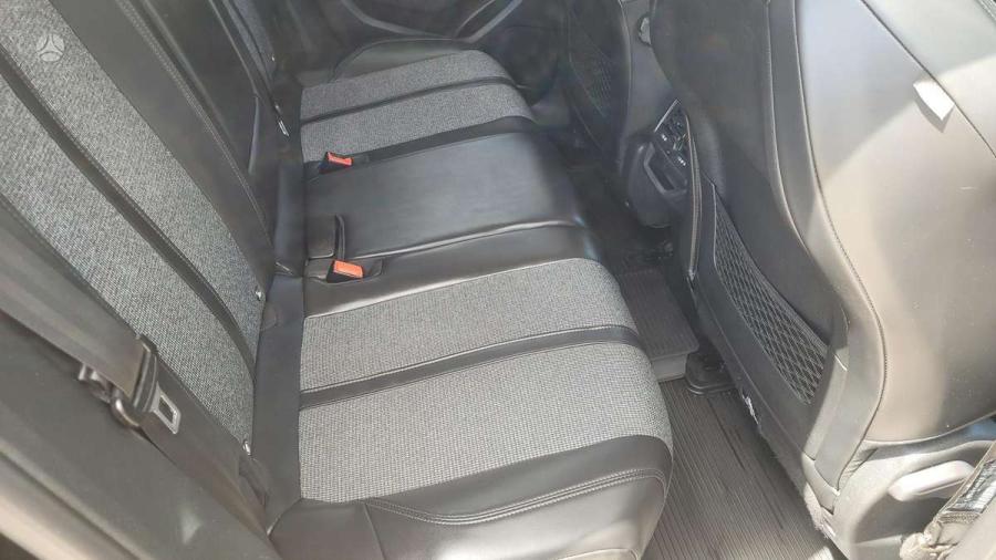 Black Peugeot 3008 2018 in Siauliai, with an engine capacity of 1.50 L and mileage of 133 thousand km for 12700 €, photo 17 on AUTOMOTO.COM.LV