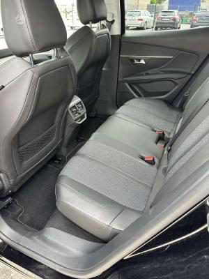 Melns Peugeot 3008 2018 Marijampole, ar dzinēja tilpumu 1.20 L un nobraukumu 210 tūkst. km par 8750 €, foto 13 vietnē AUTOMOTO.COM.LV