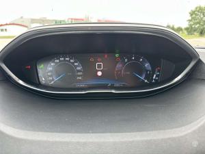 Melns Peugeot 3008 2018 Marijampole, ar dzinēja tilpumu 1.20 L un nobraukumu 210 tūkst. km par 8750 €, foto 15 vietnē AUTOMOTO.COM.LV