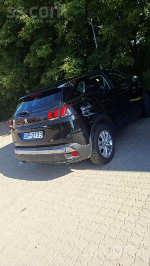 Black Peugeot 3008 2018 in Jelgava, with an engine capacity of 1.20 L and mileage of 147 thousand km for 10650 €, photo 6 on AUTOMOTO.COM.LV