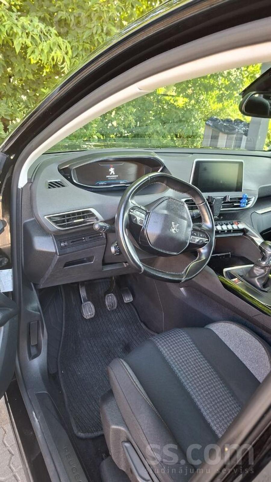 Black Peugeot 3008 2018 in Jelgava, with an engine capacity of 1.20 L and mileage of 147 thousand km for 10650 €, photo 13 on AUTOMOTO.COM.LV