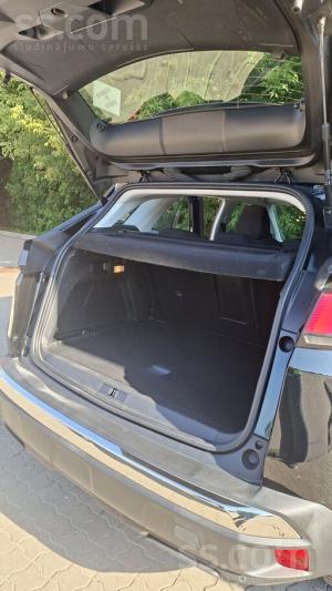 Black Peugeot 3008 2018 in Jelgava, with an engine capacity of 1.20 L and mileage of 147 thousand km for 10650 €, photo 15 on AUTOMOTO.COM.LV