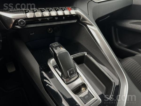 Melns Peugeot 3008 2018 Jelgava, ar dzinēja tilpumu 1.60 L un nobraukumu 230 tūkst. km par 11900 €, foto 10 vietnē AUTOMOTO.COM.LV