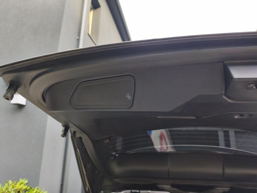 Black Peugeot 3008 2018 in Kaunas, with an engine capacity of 1.50 L and mileage of 194 thousand km for 12600 €, photo 18 on AUTOMOTO.COM.LV