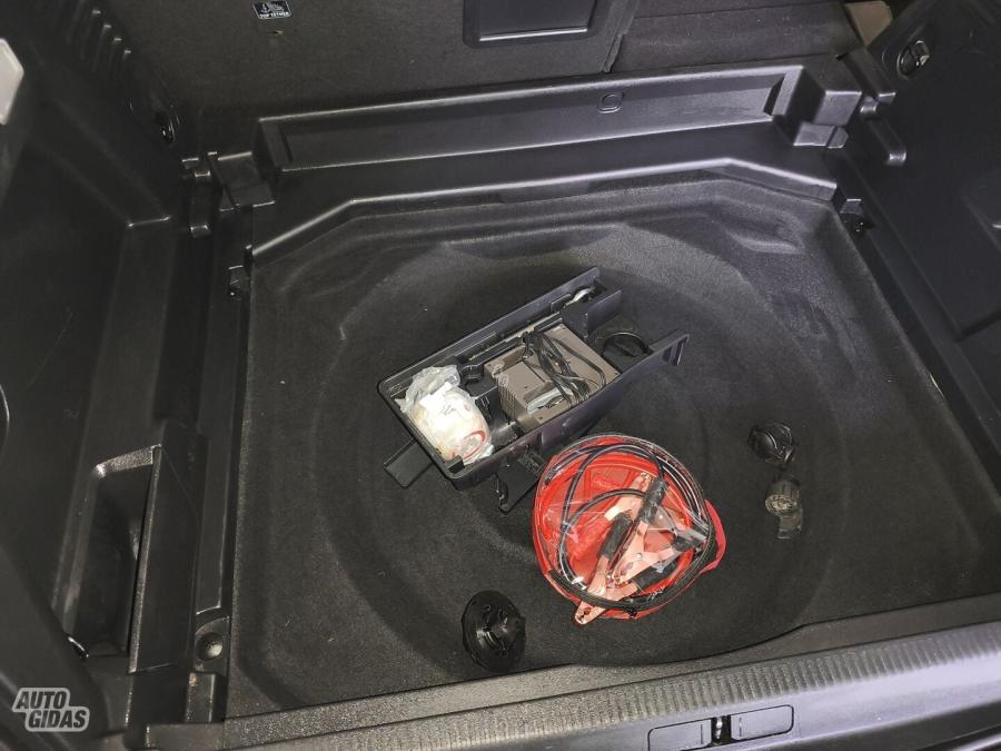 Black Peugeot 3008 2018 in Kaunas, with an engine capacity of 1.50 L and mileage of 194 thousand km for 12600 €, photo 24 on AUTOMOTO.COM.LV
