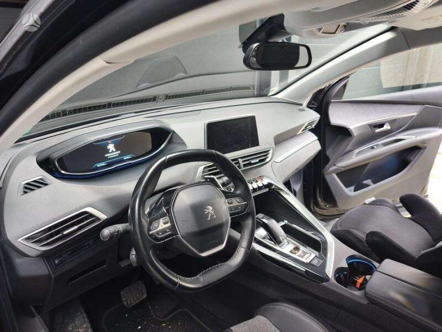 Black Peugeot 3008 2018 in Kaunas, with an engine capacity of 1.50 L and mileage of 194 thousand km for 12600 €, photo 12 on AUTOMOTO.COM.LV